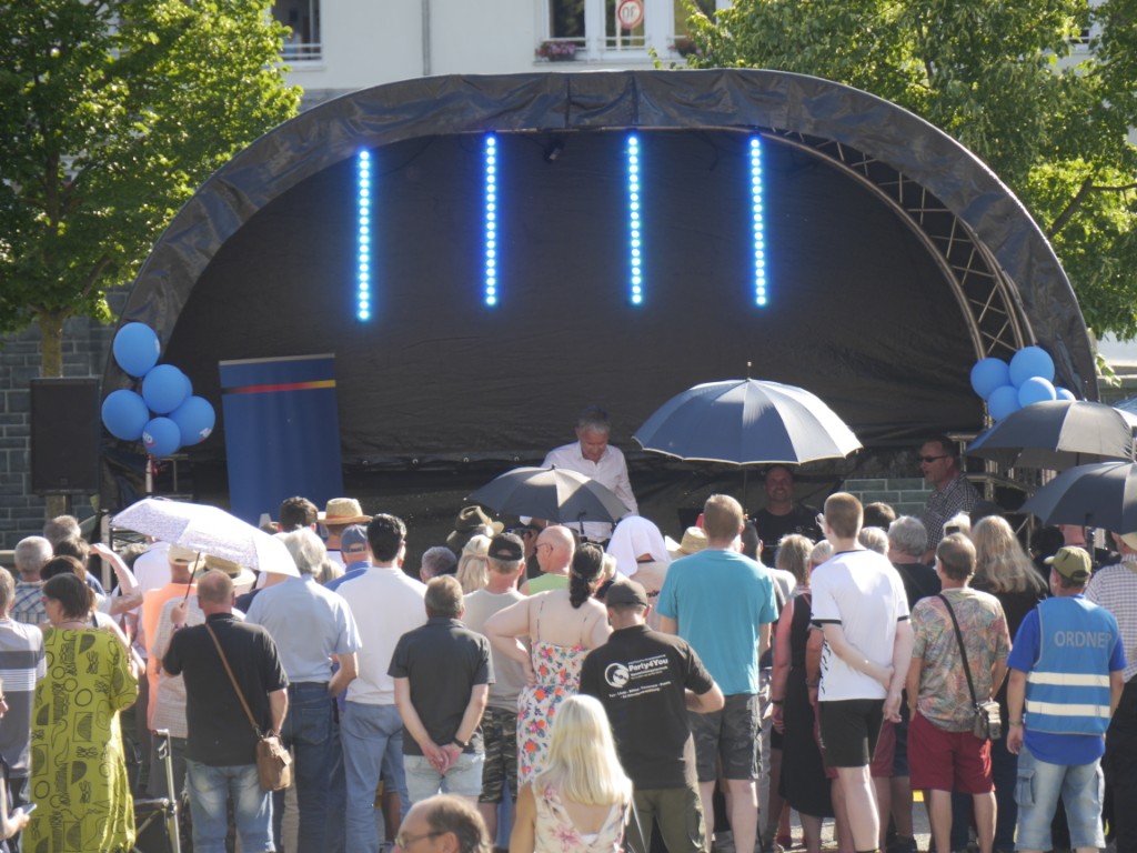 Bei herrlichem Wetter erneut Sommerfest im Greizer Schlossgarten ...